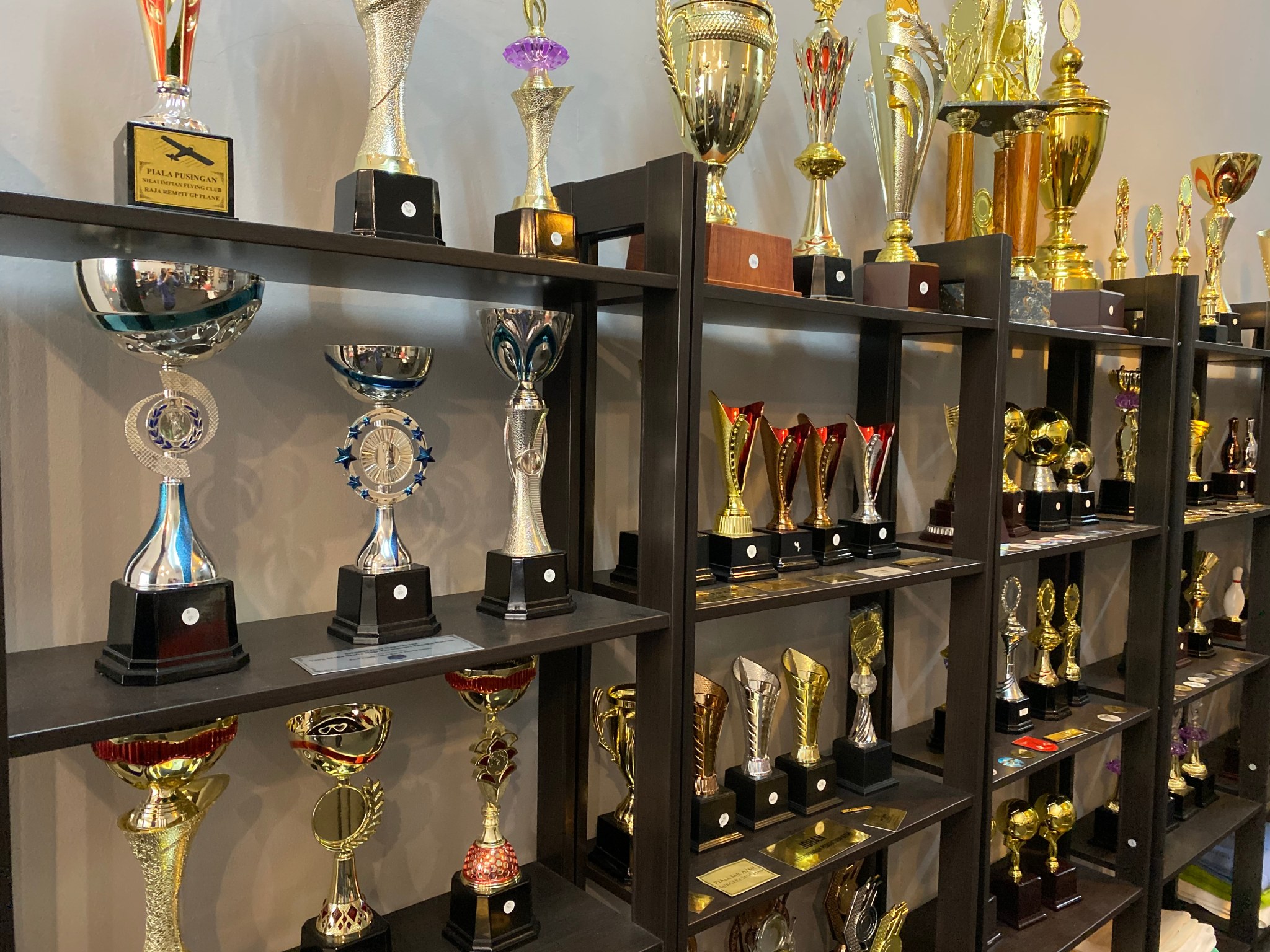TROFIPEDIA – Malaysia's No.1 Trophy Shop
